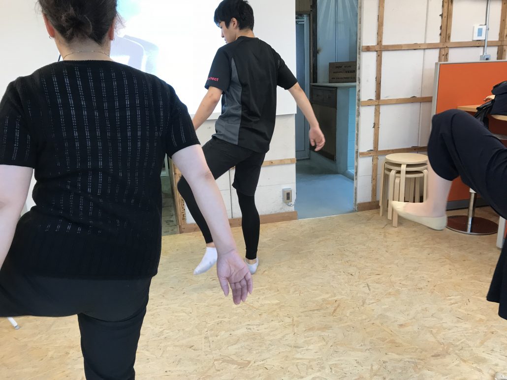 【画像付きで解説】母趾外転筋をストレッチする方法をご紹介！ | co-nect spot（コネクトスポット）